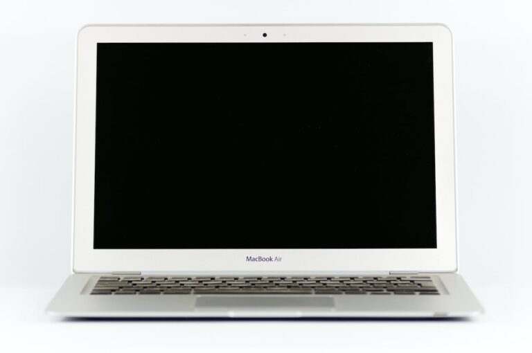 如果水洒在MacBook键盘上该怎么办 - TobMac